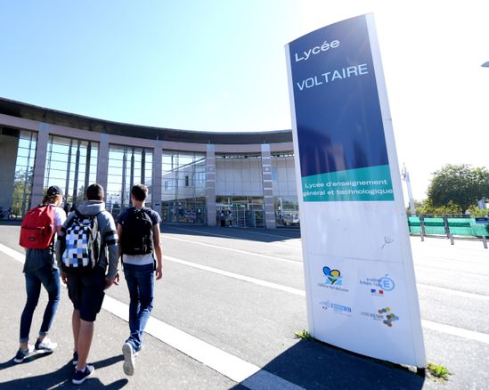 Le mot du proviseur | Lycée Voltaire